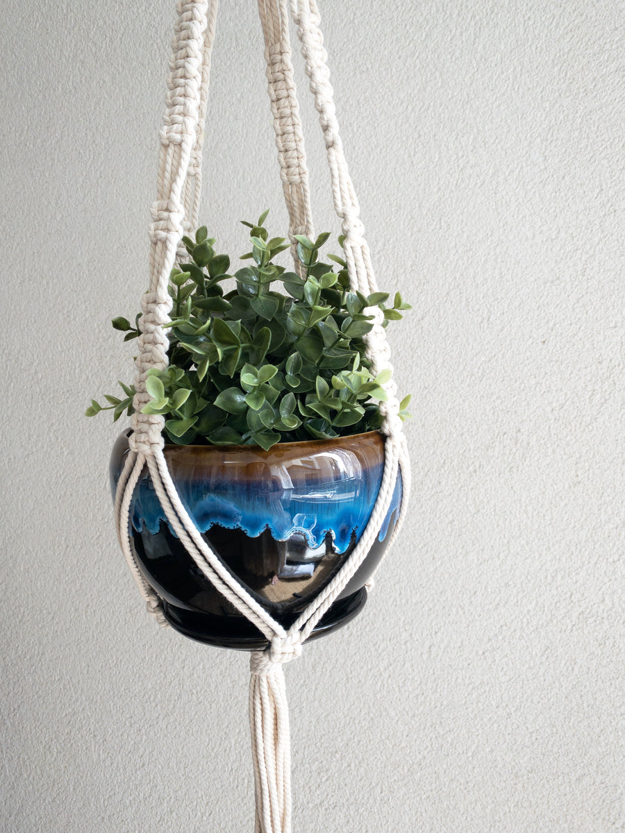 Brett – The Knottery